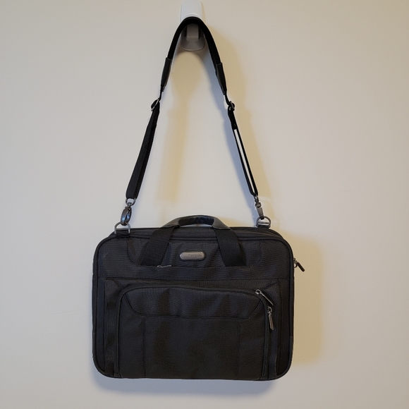 Targus | Other | Targus 4 Inch Notebook Bag Case | Poshmark